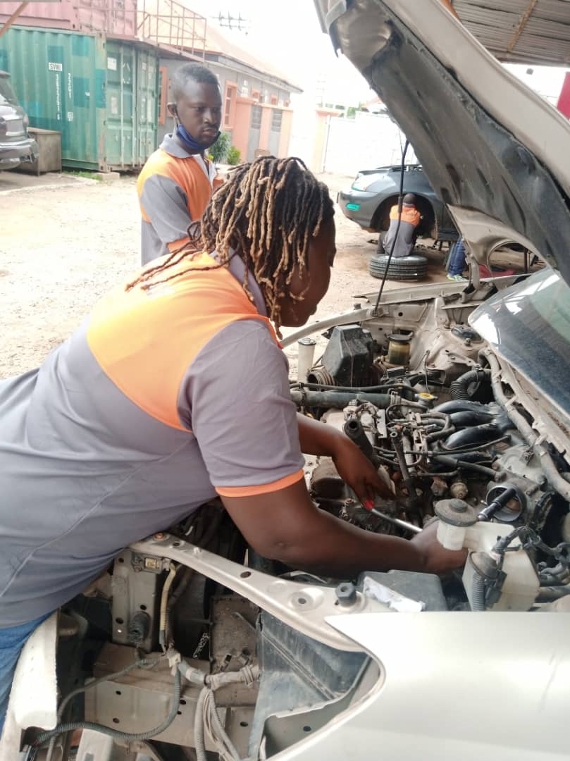 AUTO BODY WORKS - Autolady Garage